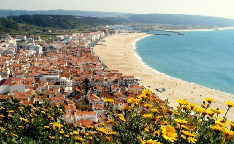 Fátima, Óbidos e Nazaré - Small Group - A Deep Dive Into the Experience