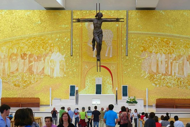 Fatima Shrine Walking Tour - Key Points