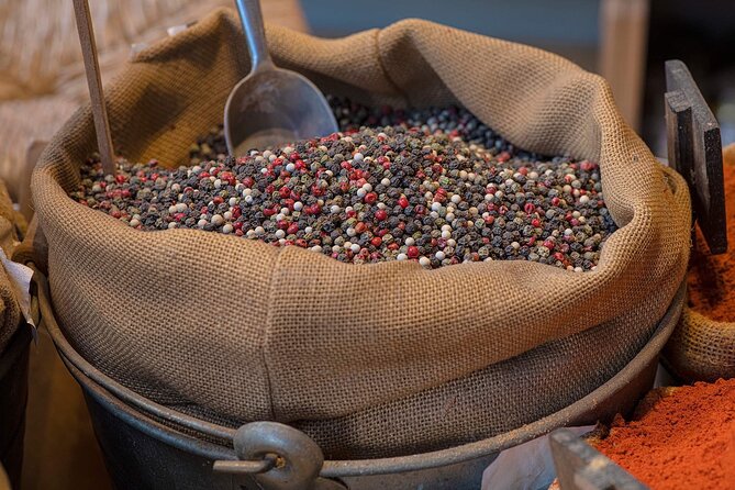 Feast on Athens: LGBTQ+ Walking Food Tour - Accessibility Considerations and Participant Recommendations