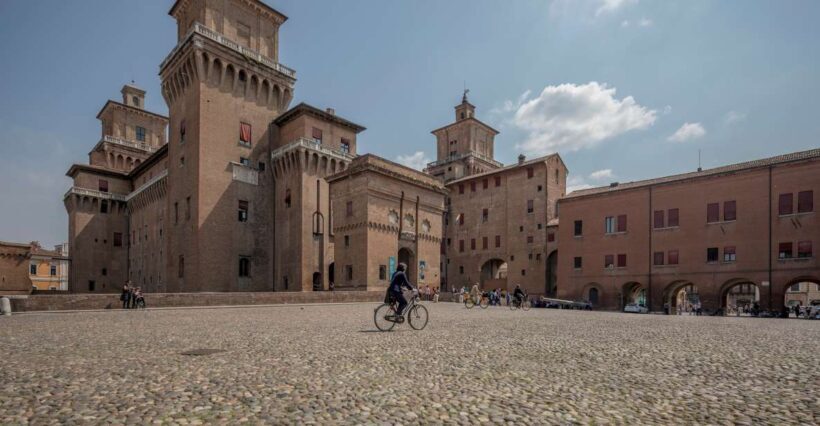 Ferrara: City Highlights Walking Tour with Local Guide - What You Get and What You Don’t