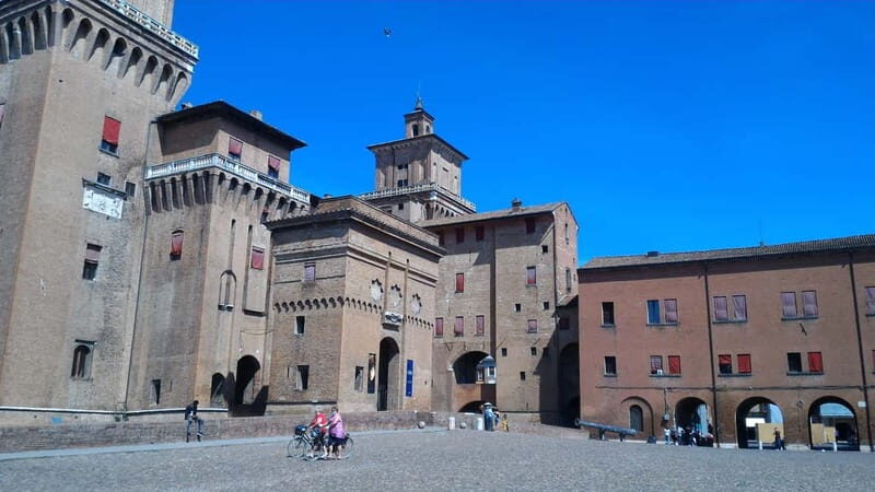 Ferrara: Medieval Ferrara and the Jewish Ghetto Walking Tour - An In-Depth Look at the Tour Experience