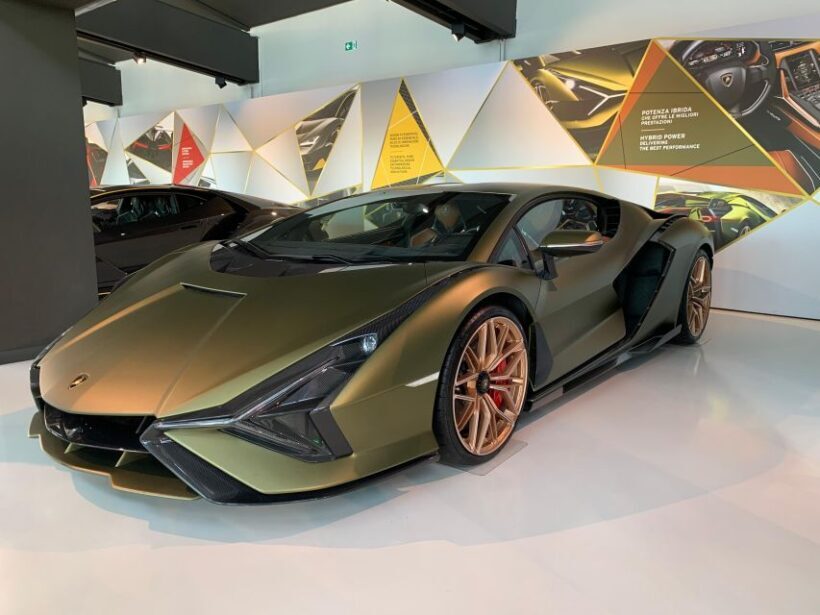 Ferrari, Enzo Ferrari, Lamborghini, Pagani Museums Day Tour - Pagani: The Art of Hypercars