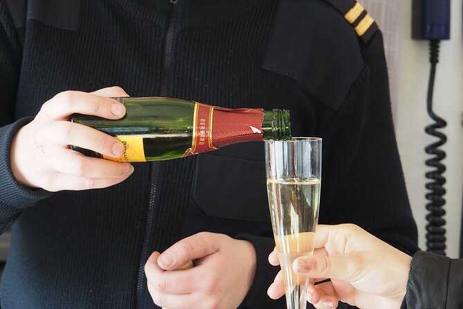 Ferry to Suomenlinna Fortress Island - The Review from Visitors