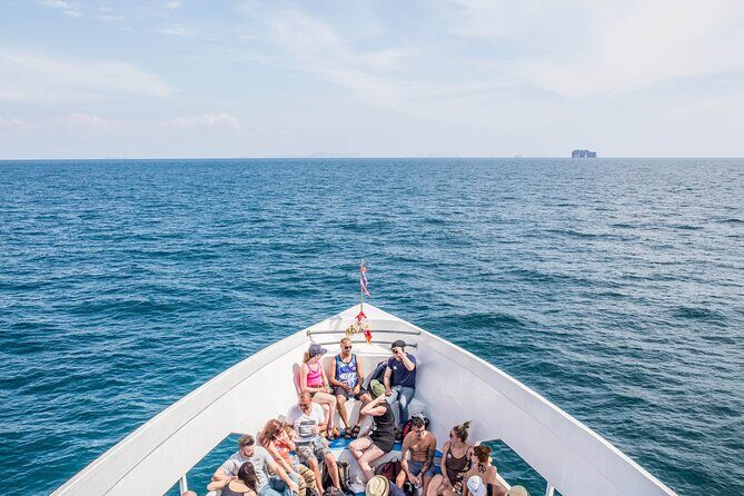 Ferry Transfer from Krabi Klong Jilad Pier to Phi Phi Tonsai - A Closer Look at the Experience