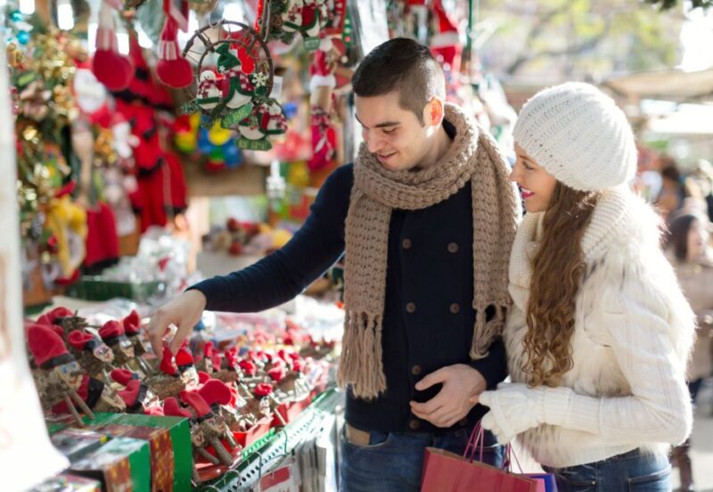 Festive Journey in Sirmione Christmas Walking Tour - Starting at the Iconic Scaligero Castle