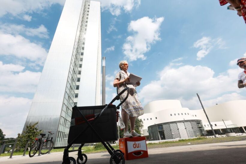 Filmtour Düsseldorf: From Hollywood to Netflix - What to Expect from the Itinerary