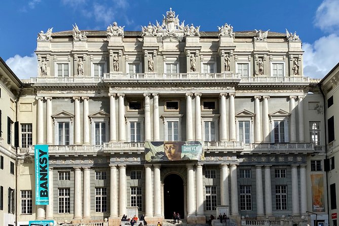 Finance and Nobility: Explore medieval Genoa on a self-guided audio tour - Practical Tips for Making the Most of Your Tour