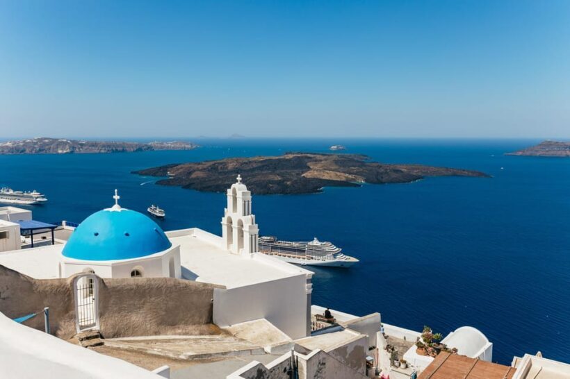 Fira: Guided Foodie Walking Tour with Tastings - Sampling Olive Oil, Honey, and Greek Beverages
