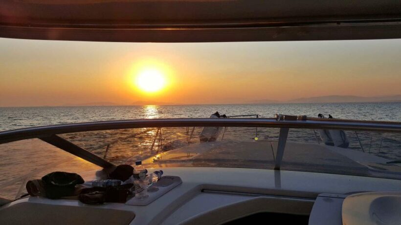 Fira: Private Sunset Cruise with BBQ, Drinks and Hot Springs - A Closer Look at the Experience