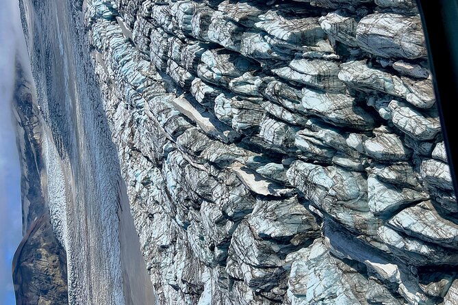 Fire and Ice Helicopter Tour: Glacier and Hengill Geothermal Area - Meeting and Pickup Information