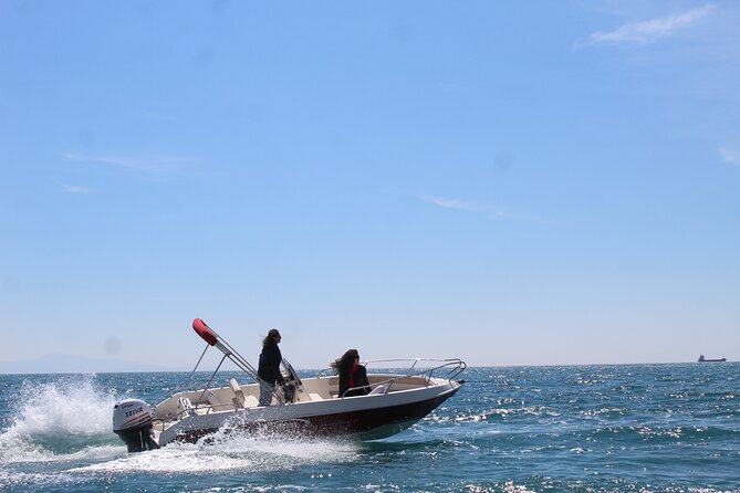 Fireworks show on the sea of Cetara by boat with aperitif - FAQ