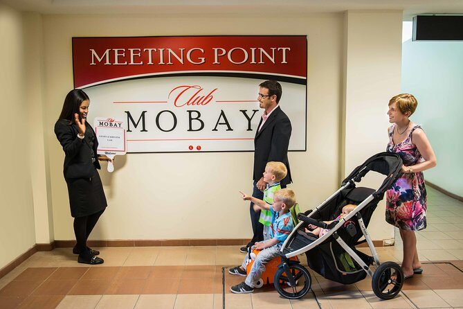 First Class Lounge, Fast Track & Round Trip Private Airport Transport Package - Key Points