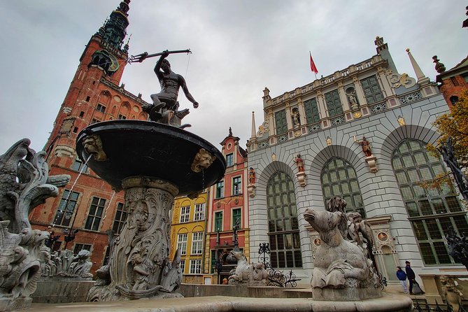 First Time in Gdańsk? Private Tour of Old Gdańsk's Highlights - Experience the Historic City