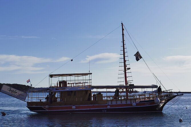 Fish Picnic excursion on Kristofor boat - FAQs