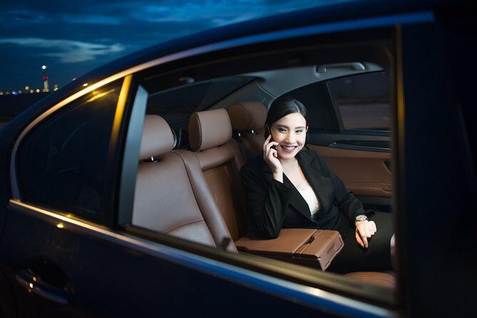 Fixed Price- Black Car service from Toronto Airport OR Niagara Falls - Why Choose This Black Car Service?