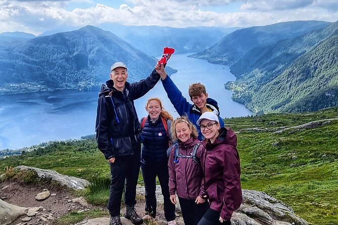 Fjord Hiking - Public Tour - Participant Requirements
