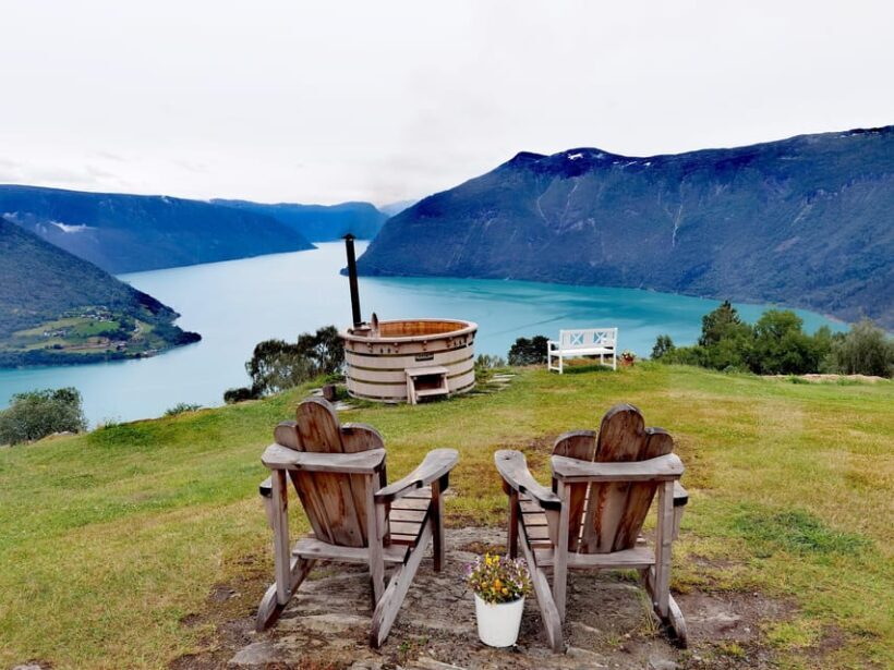 Flåm Flexible Tour with Stegastein, cruise and train include - A Deep Dive into the Flåm Flexible Tour