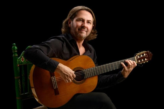 Flamenco Show at Tablao Alvarez Quintero in Seville - Emotional Expression and Skill of Artists