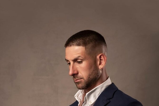 Flamenco Show at Tablao Alvarez Quintero in Seville - Audience Management and Communication Suggestions