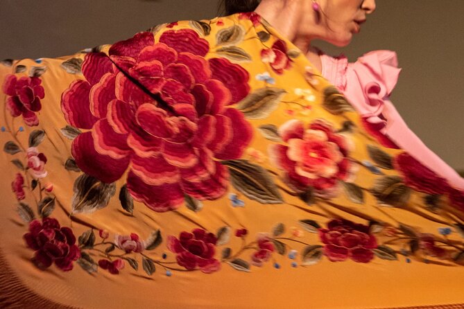 Flamenco Show at the Tablao De La Villa Madrid - Venue Ambiance and Atmosphere