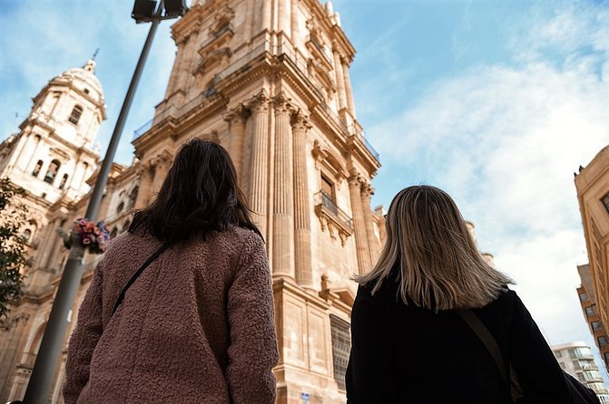 Flamenco, Tapas and Wine Tour: Best of Málaga in One Evening - Memorable Moments