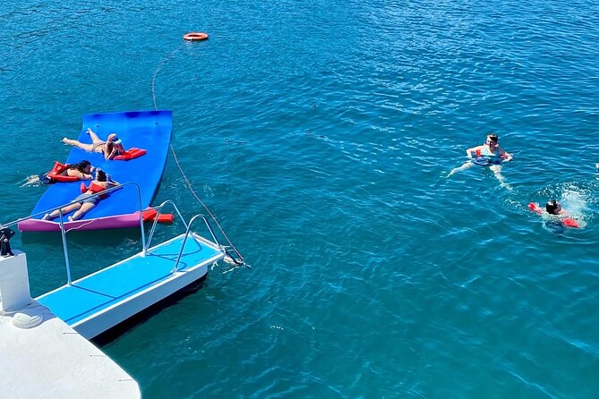 Flamingo Family Fun Catamaran Snorkel:Comfortable Shaded Seating - Pricing and Booking Information