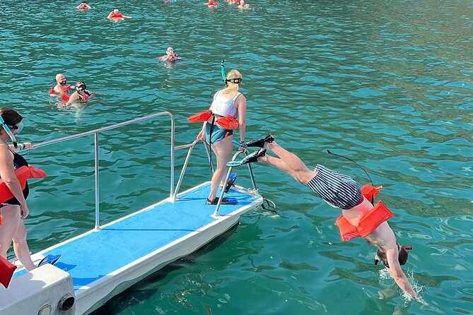 Flamingo Family Fun Catamaran Snorkel:Comfortable Shaded Seating - Tips and Recommendations