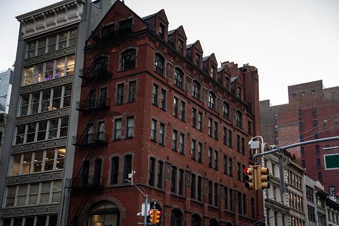Flatiron Gilded Age Walking Tour: Architecture, Scandals, & Food - Who Will Enjoy This Tour?