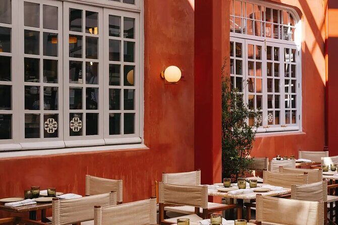 Flavors and Goals Food and Drink Tour with Club America - An Authentic Night Out: What This Tour Offers
