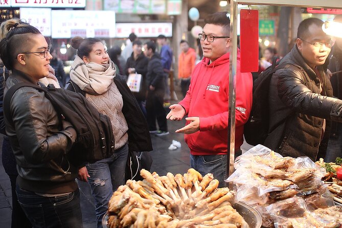 Flavors of Flushing: Exploring New Yorks Biggest Chinatown - Discovering Hidden Gems and Local Favorites