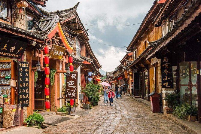 Flexible Lijiang City Highlights Private Day Tour with Lunch - Who is This Tour Best For?