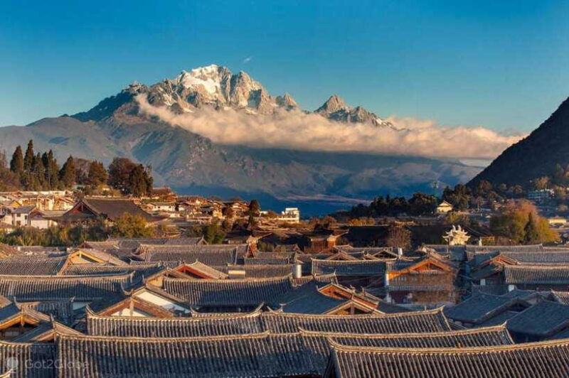 Flexible Lijiang City Highlights Private Day Tour with Lunch - Panoramic Views from Wangu Pavilion and Lion Hill Park