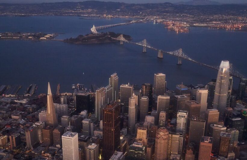 Flight over San Francisco Night Tour - The Journey Begins: Takeoff and First Impressions