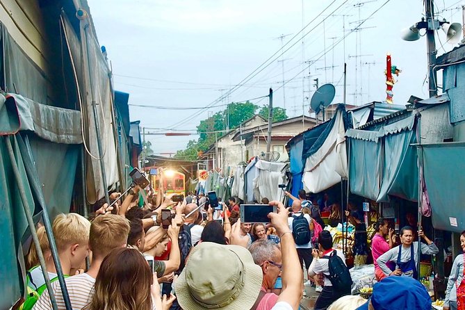 Floating and Railway Market (Optional Waterfall): Private Tour - Who Will Love This Tour