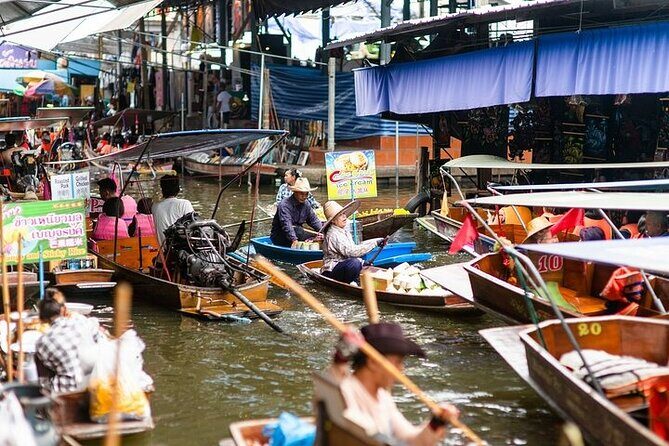 Floating Market & Railway Market near Bangkok - First Stop: Damnoen Saduak Floating Market