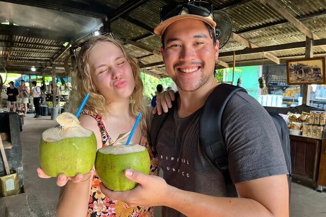 Floating Market & Railway Market Private Tour - Key Points