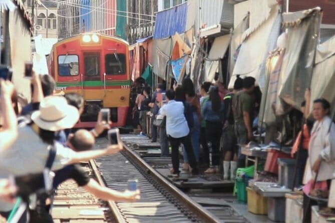 Floating Market & Train Market Half-Day Trip from Bangkok - The Bottom Line: Is It Worth It?