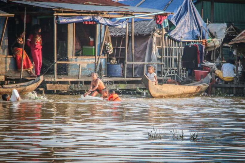 Floating Village and Tonlé Sap Sunset Tour - Key Points