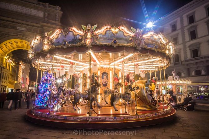 Florence by Night Photo Tour With a Professional Photographer - Meeting Logistics and Accessibility