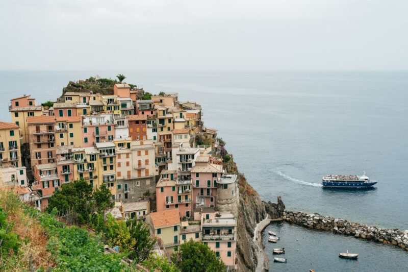 Florence: Cinque Terre Day Trip with Optional Hike - Key Points