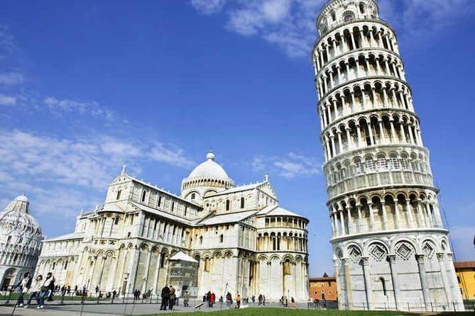 Florence Day Tour: Explore Pisa, Siena & San Gimignano with Lunch - Transportation and Group Size