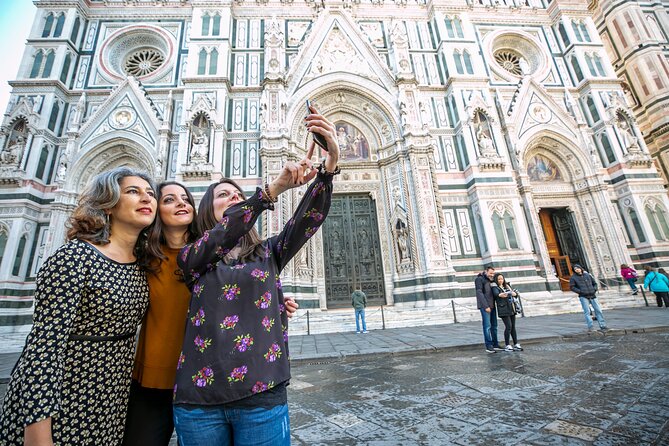 Florence Dome Climb & Private Guided Sightseeing Walking Tour with Hotel Pickup - Practical Details and Tips