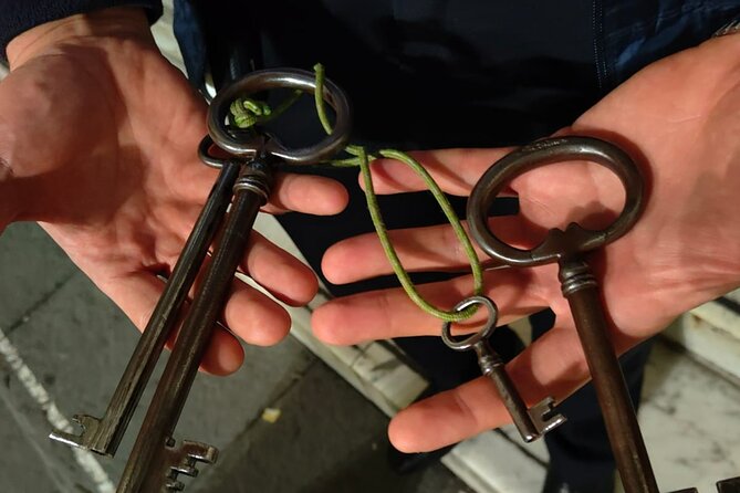 Florence Duomo: Evening Dome Tour With Exclusive Terrace Access - Physical Requirements and Dress Code