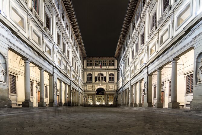 Florence Evening Tour: Hidden Stories of Power, Love & Betrayal - The Captivating Ponte Vecchio and Palazzo Pitti