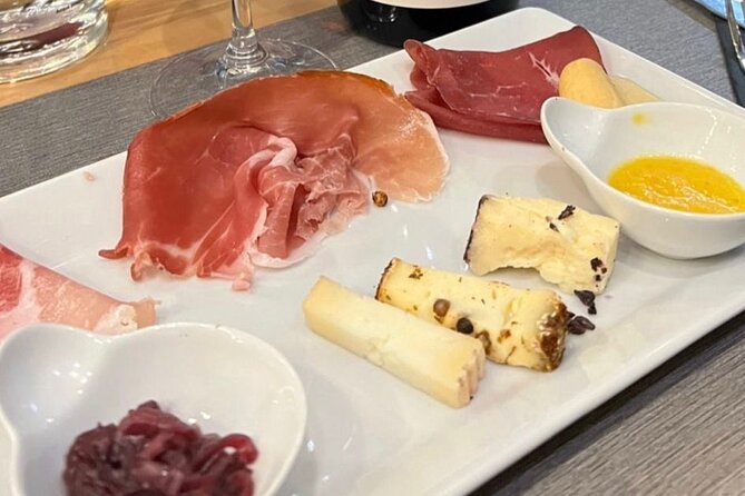 Florence Food Tour With Truffle Pasta, Steak & Free Flowing Wine - Meeting and Pickup Information