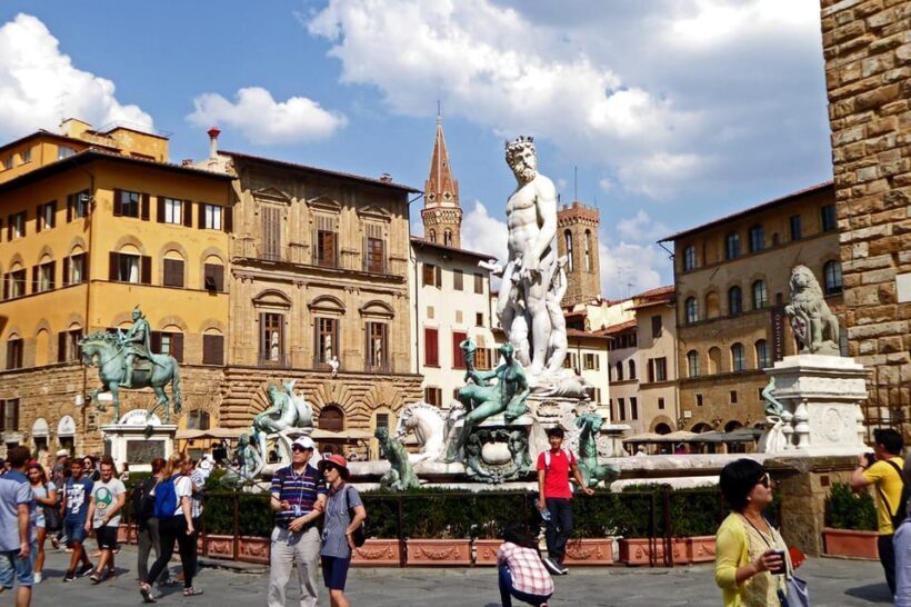 Florence: Guided Walking Tour with Accademia Gallery Visit - Discovering Florence’s Historic Heart