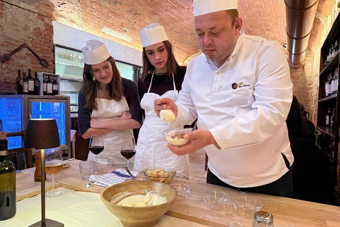 Florence Handmade Pasta Lessons, No Limit Wine, Tiramisu - A Complete Guide to the Florence Handmade Pasta and Tiramisu Experience