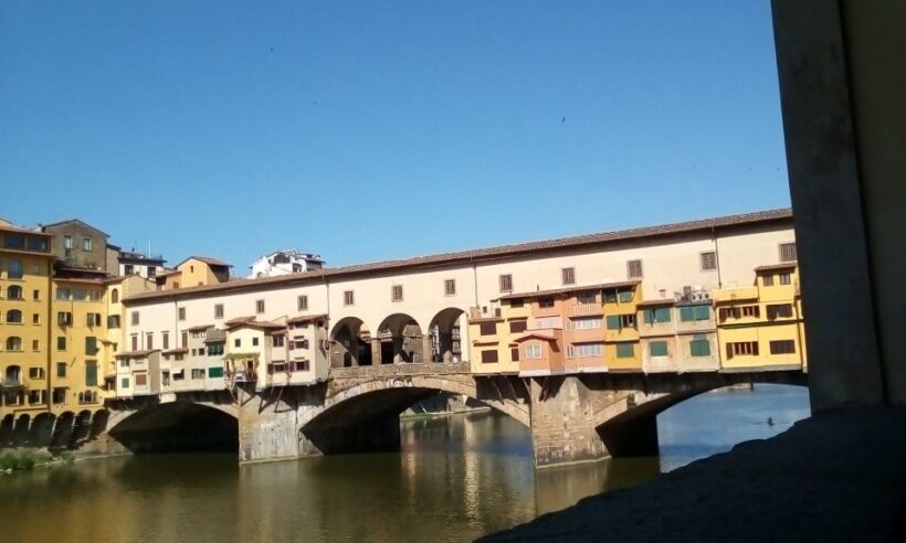 Florence: LGBTQ Renaissance Walking Tour with Mila - The Experience in Detail