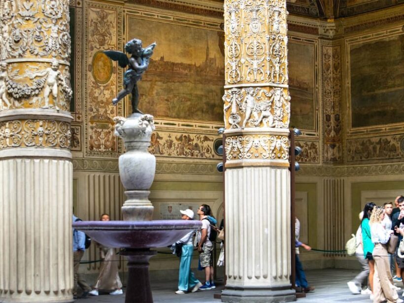 Florence: Palazzo Vecchio Private Guided Tour - Key Points