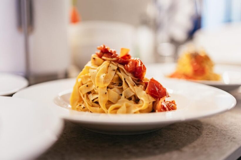 Florence: Pasta and Tiramisu Cooking Class with Local Host - Tasting and Pairing: A True Italian Meal